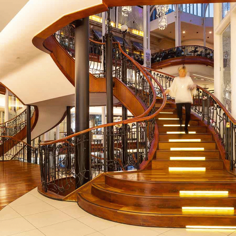 About Us – Princes Square